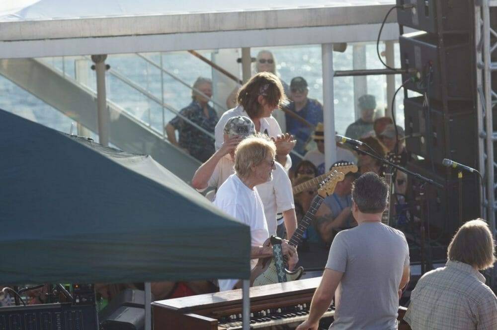 2016 Delbert McClinton & Friends Sandy Beach Cruise – Making A Scene!