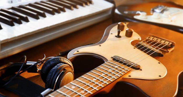 Education is the Key to Success for the Indie Artists – Making A Scene!