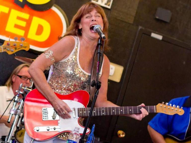 Val Starr is Making a Scene – Making A Scene!