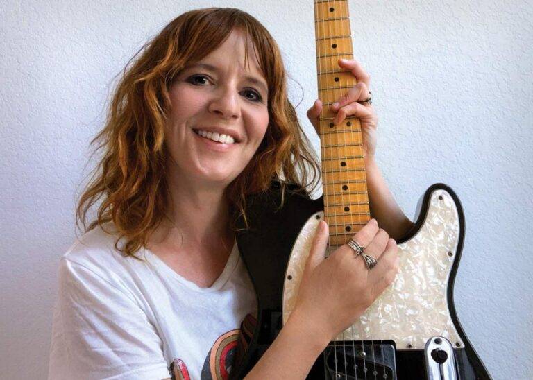 Nikki O'Neill is Making a Scene – Making A Scene!