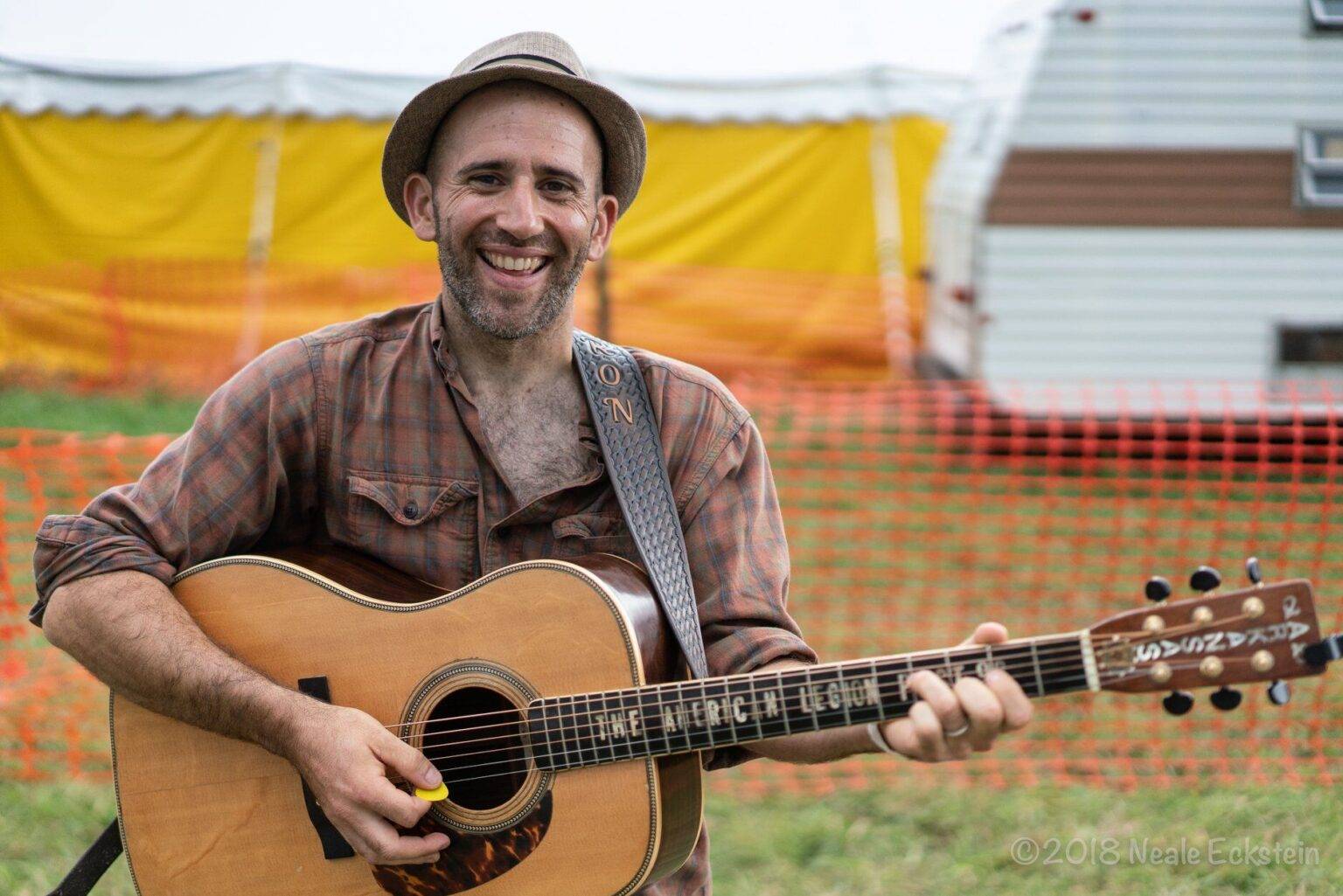 Justin Farren is Making a Scene – Making A Scene!