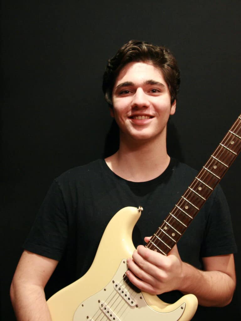 Adam Schultz is Making a Scene – Making A Scene!