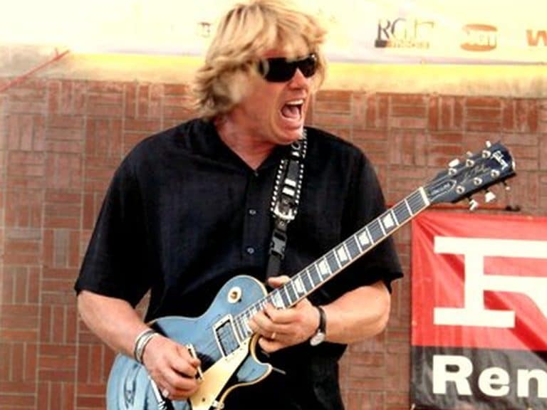 Brad Guitar Wilson is Making a Scene – Making A Scene!