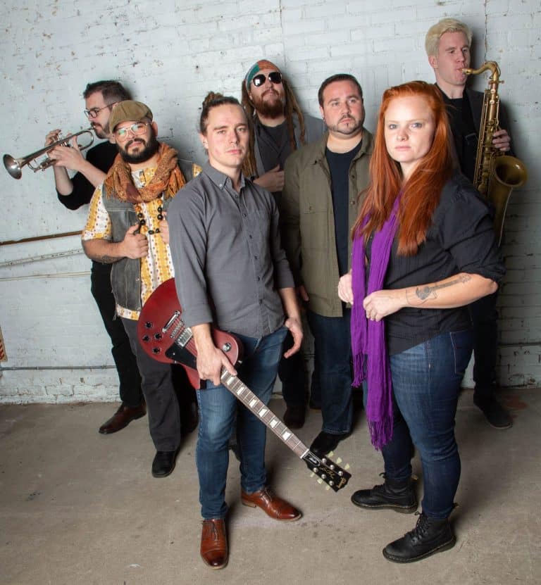 Mae Simpson is Making a Scene – Making A Scene!