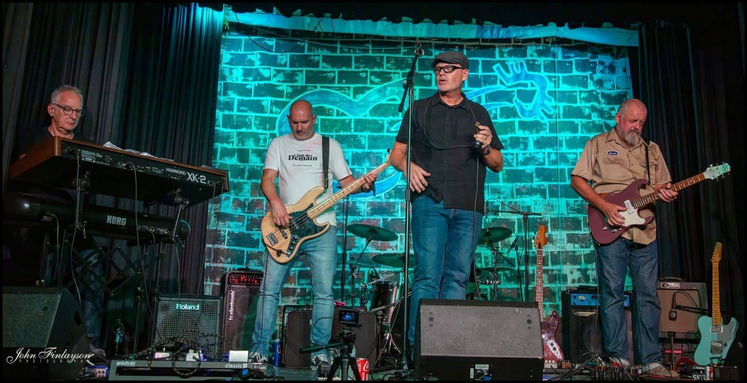 Gerry Casey Interviews DC Blues – Making A Scene!