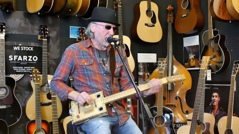 Gerry Casey Interviews Bad Bob Bates – Making A Scene!