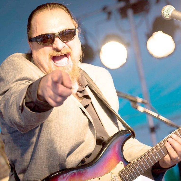 Johnny King is Making a Scene – Making A Scene!