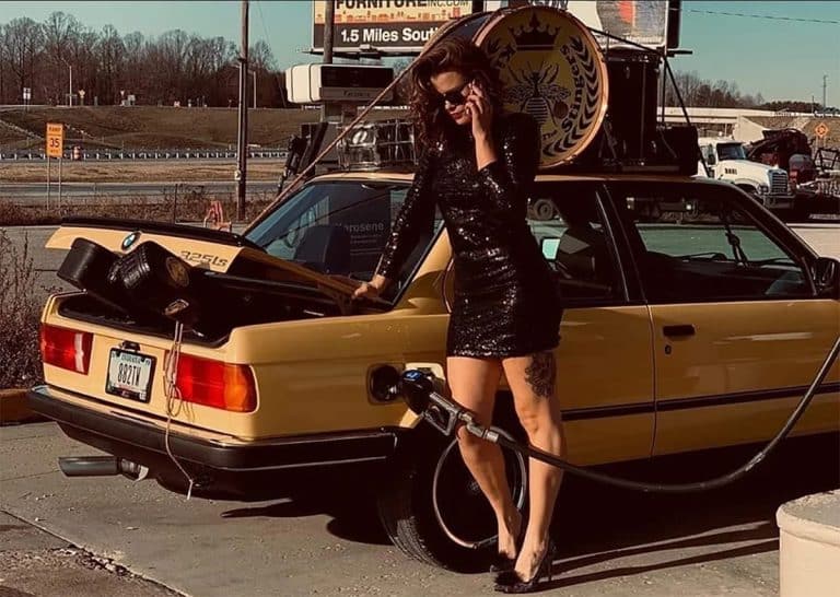 Gerry Casey Interviews Sarah Menefee of King Bee & The Stingers ...