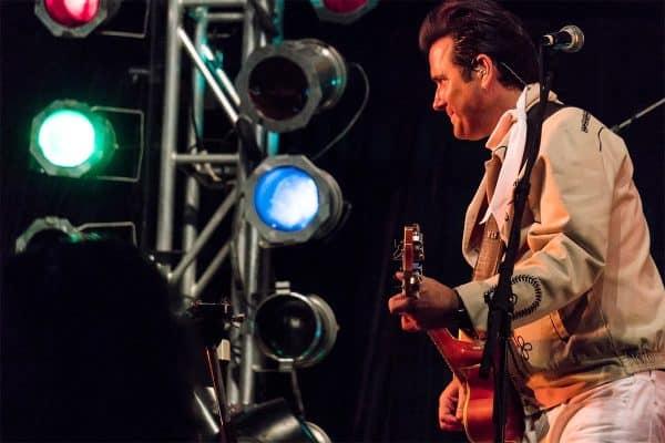 Robby Vee is Making a Scene – Making A Scene!