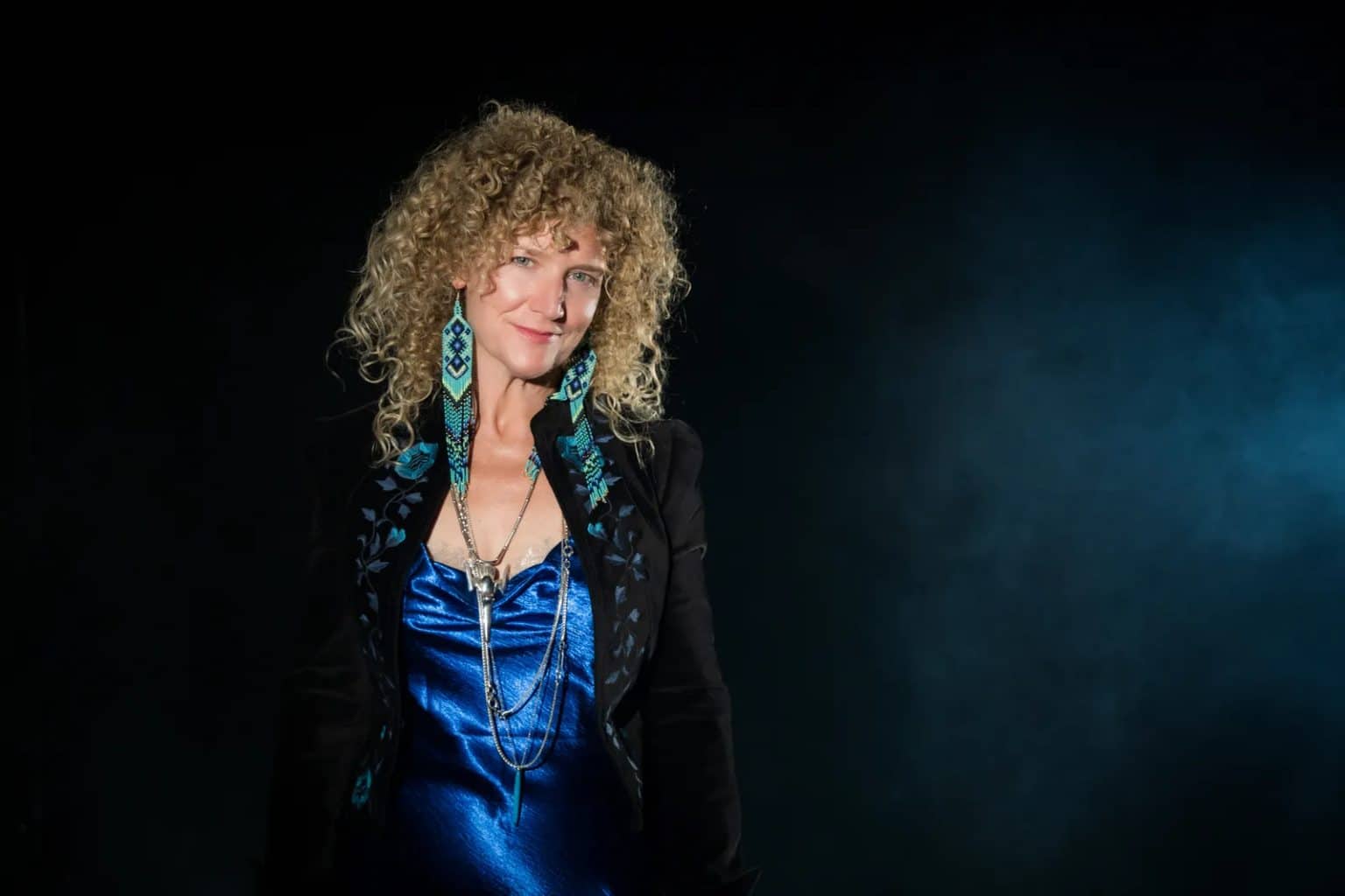 Karyn Oliver is Making a Scene – Making A Scene!