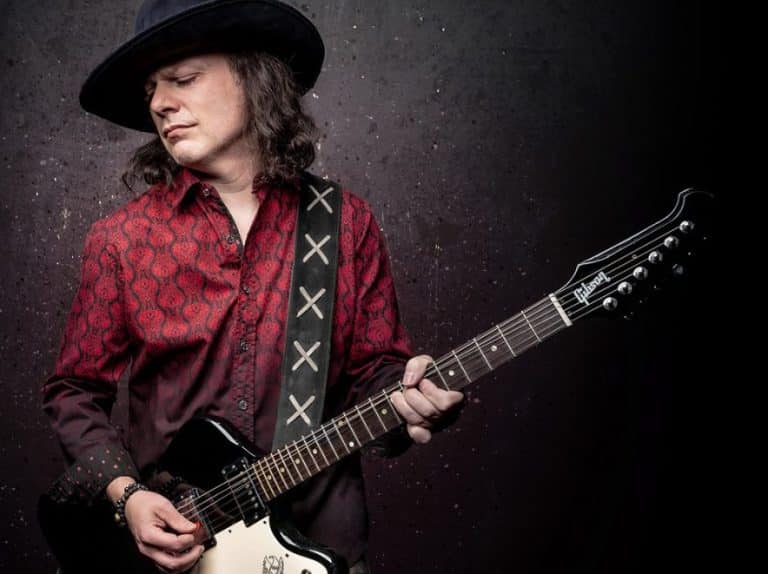 Gerry Casey Interviews Anthony Gomes part 1 – Making A Scene!