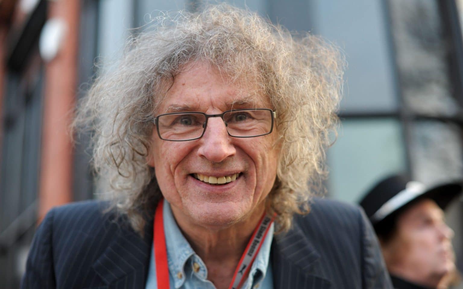 Gerry Casey Interviews Don Powell of Slade Part 2 – Making A Scene!